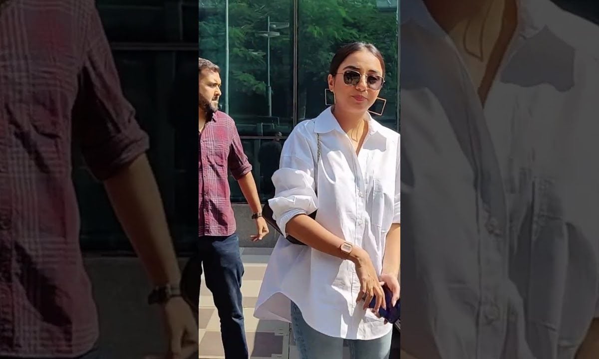 MostlySane Looks Cool In Her Casual Ensemble! - News18