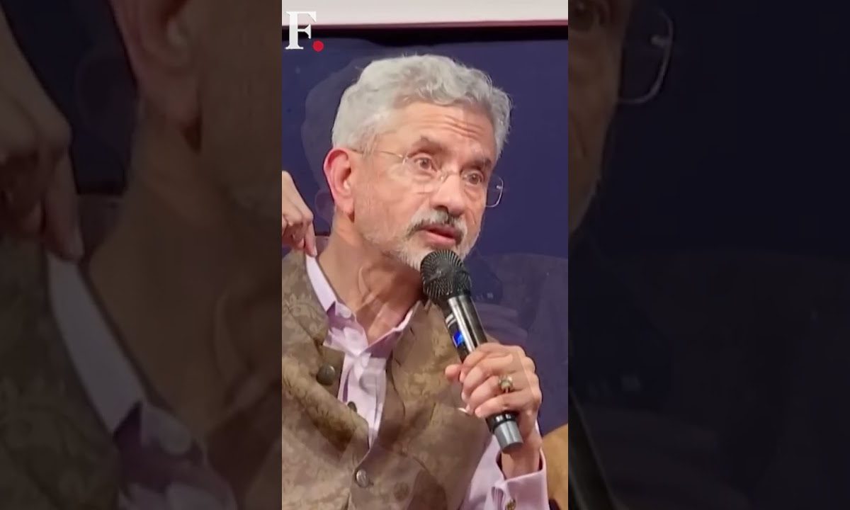 EAM Jaishankar Calls Out West on Climate Change - News18 EAM Jaishankar Calls Out West on Climate Change - News18