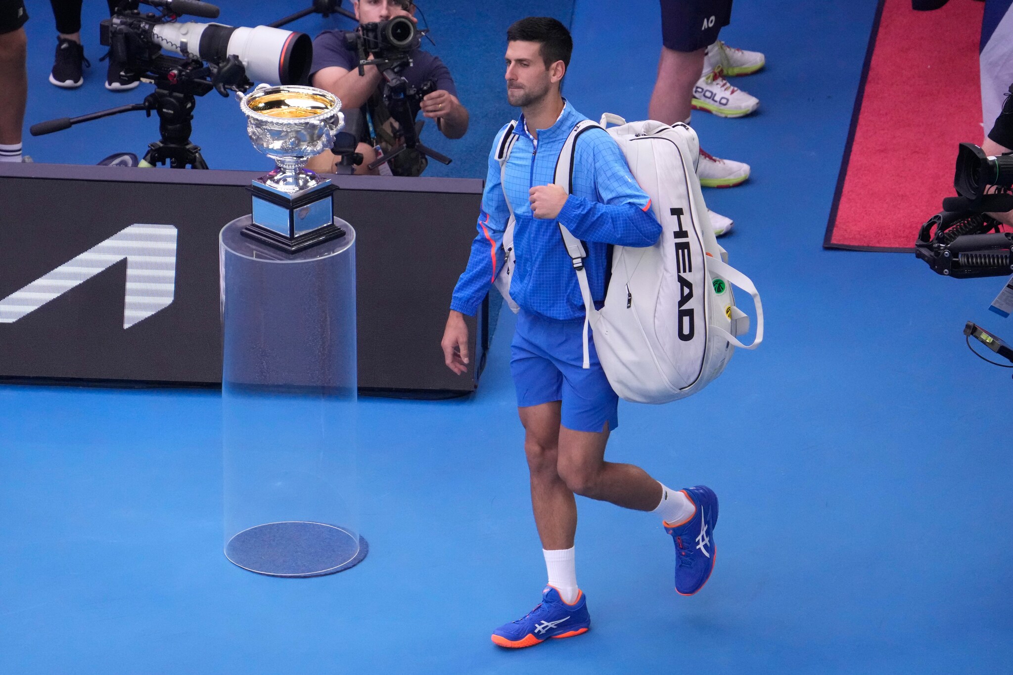 IN PICTURES| 'King of Melbourne': Novak Djokovic Clinches 10th Australian Open Title - News18
