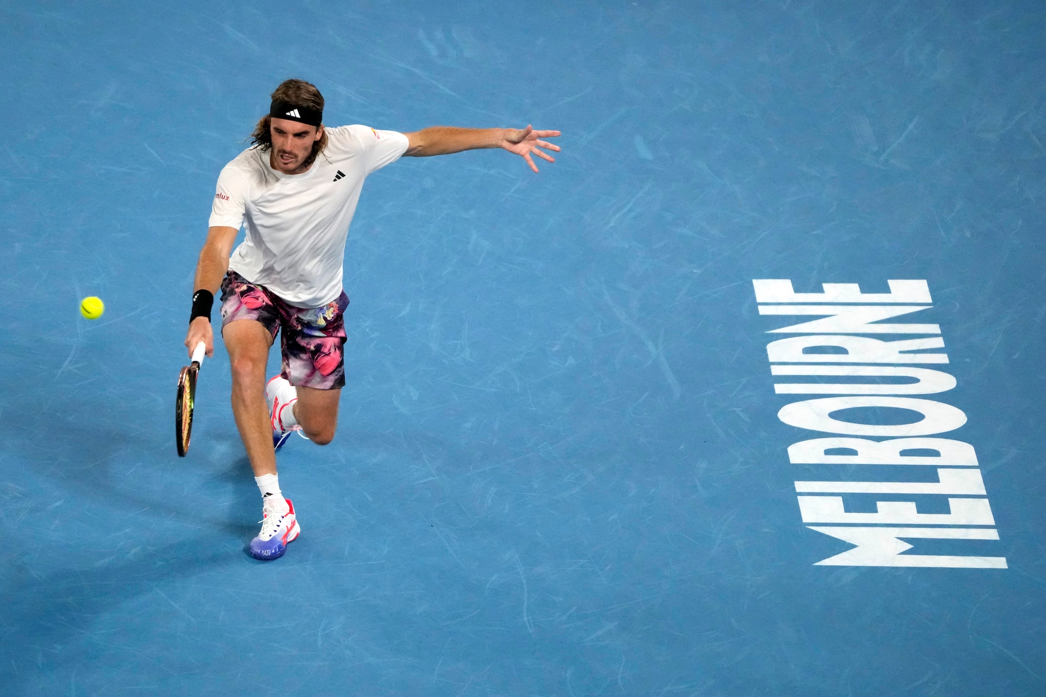 IN PICTURES| 'King of Melbourne': Novak Djokovic Clinches 10th Australian Open Title - News18