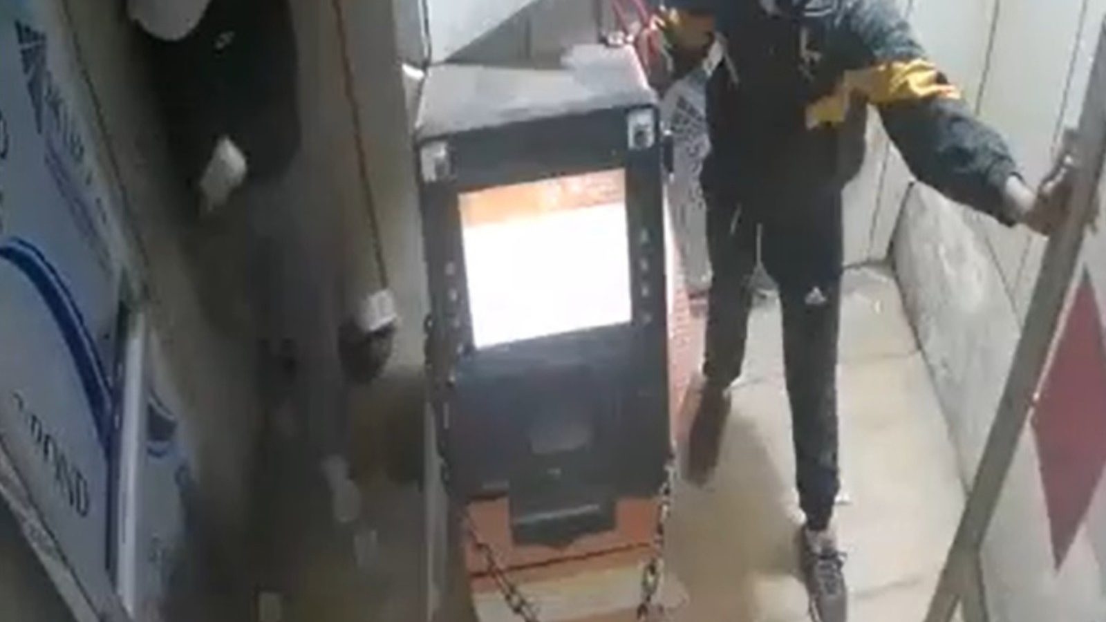 Loot Gang On The Run: Thieves Uproot ATM Machine in Rajasthan's Ajmer, 2nd Incident in A Week ...