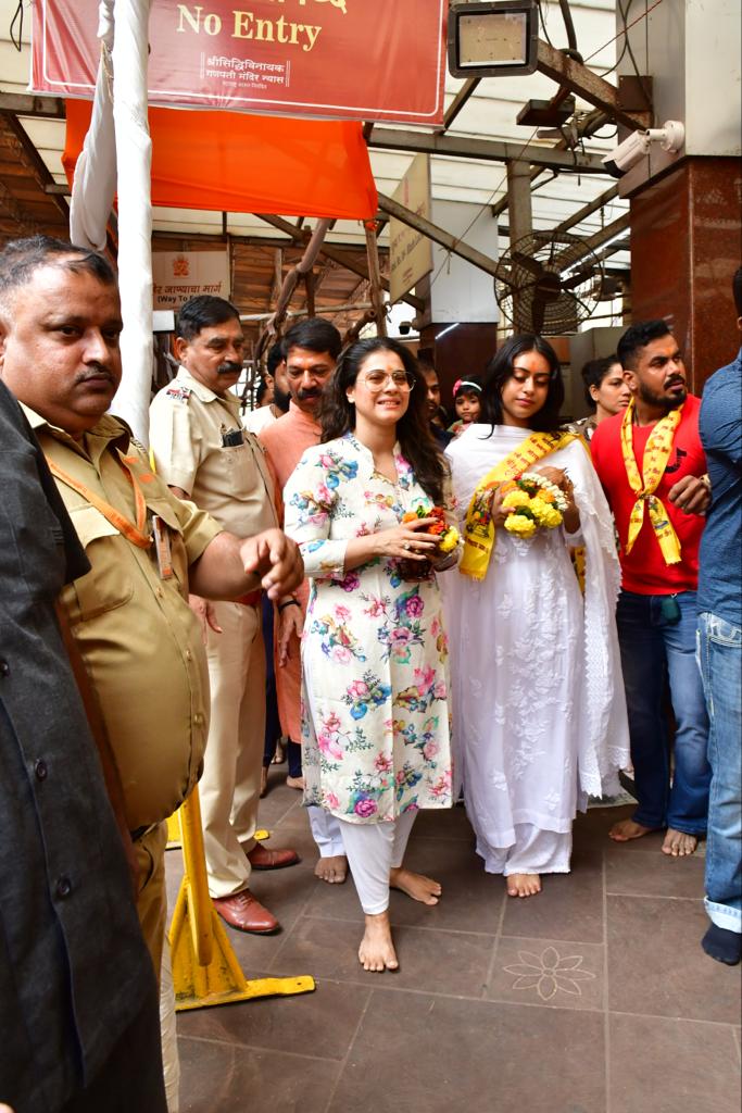 Deepika Padukone, Ranveer Singh, Malaika Arora, Ananya Panday, Varun ...