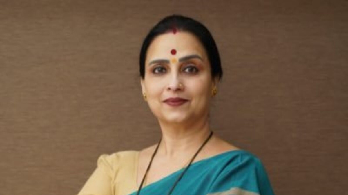 BJP Leader Chitra Wagh Compares Maharashtra Minister Chandrakant Patil ...