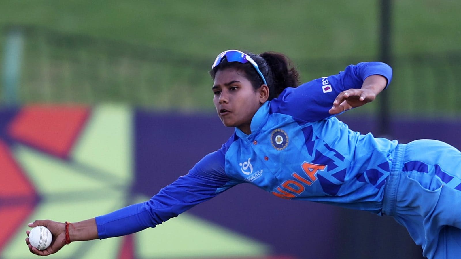 WATCH: India's Archana Devi Grabs One-handed Stunner in Women's U-19 ...