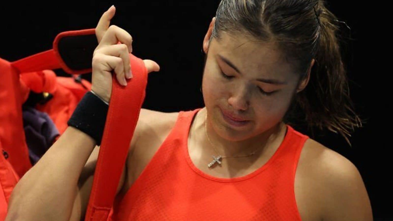Auckland Classic: Injury Scare for Emma Raducanu Ahead of Australian ...