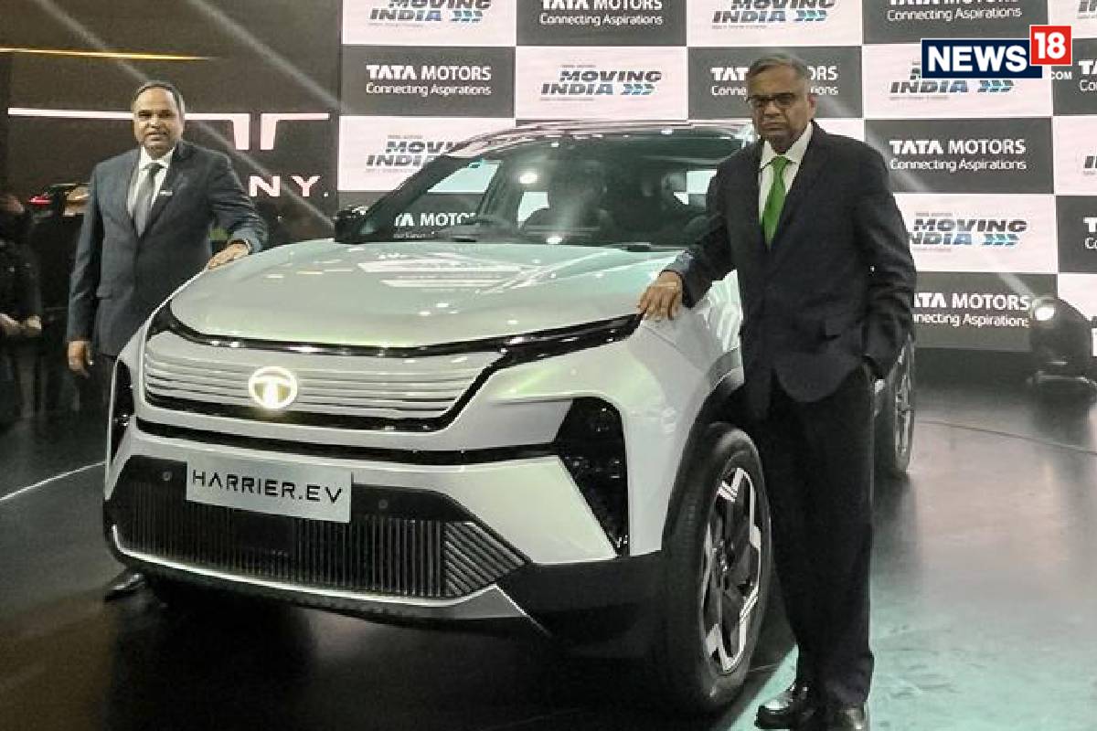 Tata Harrier EV in Pics: See Design, Features and More in Detail - News18
