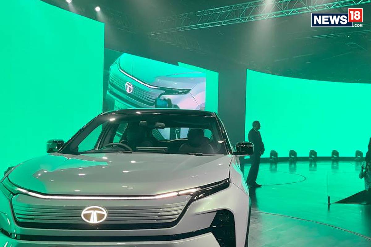 Tata Harrier EV in Pics: See Design, Features and More in Detail - News18