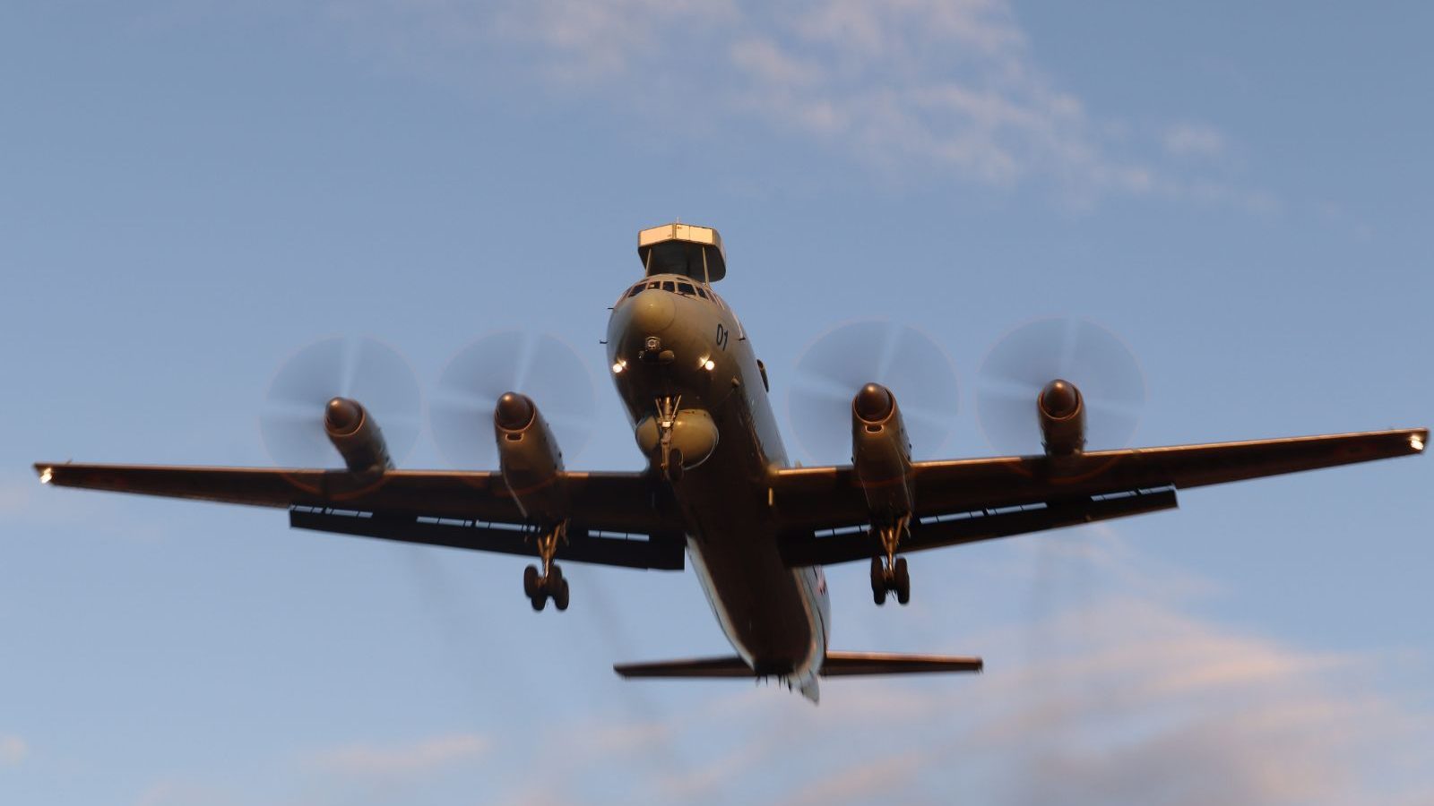 After Glorious 46-Year Run & 40,000 Hours of Flying, Navy's 'Sea Dragon ...