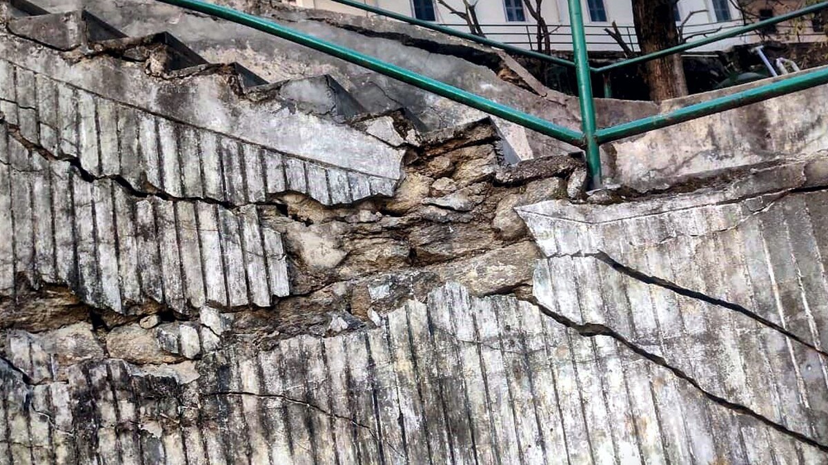 Joshimath Sinking: U'khand CM Orders Evacuation from Danger Zones As ...