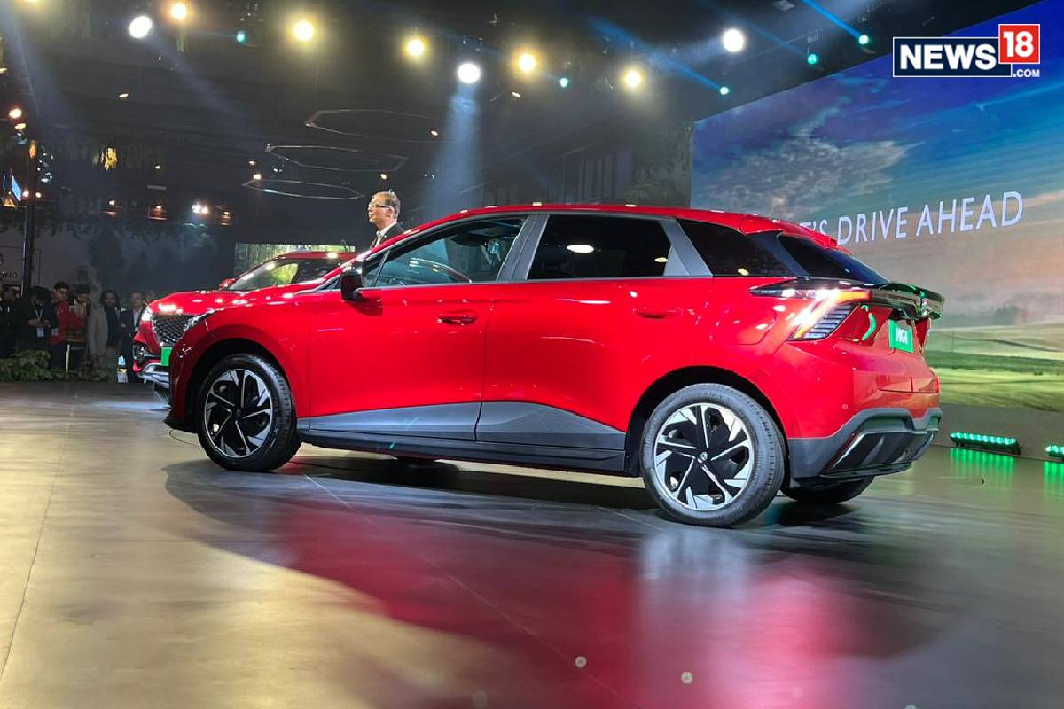 MG4 Electric Hatchback in Pics: See Design, Interior, Features and More ...
