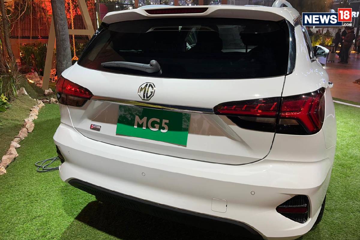 MG5 Electric Estate in Pics: See Design, Features and More in Detail ...