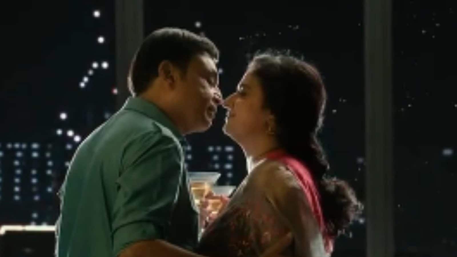 Naresh and Pavitra Lokesh Share A Romantic Kiss In Their Wedding Announcement Video; Watch ...