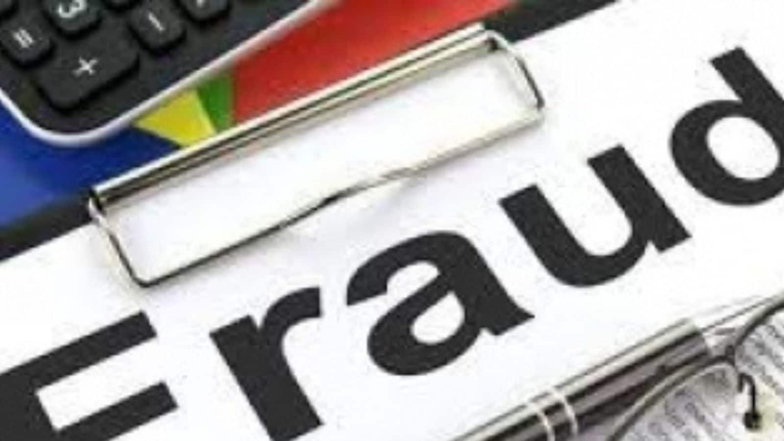 Lucknow Man Dials Airline Customer Care Number Duped Of Rs 1 49 Lakhs lucknow-man-dials-airline-customer-care-number-duped-of-rs-1-49-lakhs