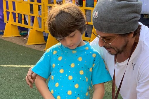 Shah Rukh Khan Shares AbRam's Reaction To Pathaan Trailer, Reveals His ...