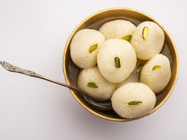 How To Cook Soft, And Spongy Rasgullas At Home? Recipe Inside - News18
