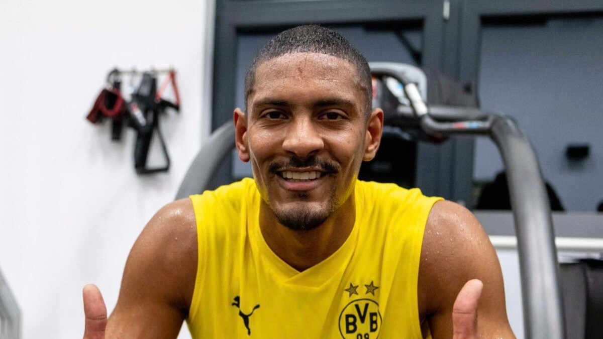 Sebastien Haller Returns to Training at Borussia Dortmund After Cancer ...