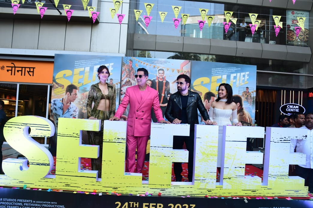 Selfiee Trailer: Superstar Akshay Kumar Faces Off With His Biggest Fan Emraan Hashmi, Who Will ...