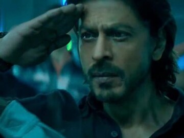 Pathaan Box Office Collection Day 2 Worldwide: Shah Rukh Khan's Film Enters Rs 200 Cr Club In ...