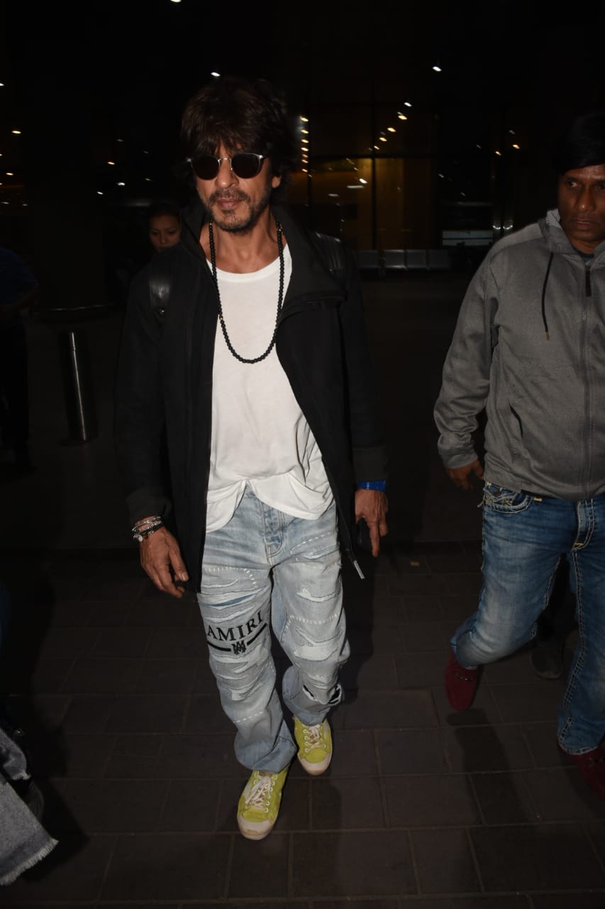Shah Rukh Khan Returns to Mumbai After Promoting Pathaan at Dubai's ...