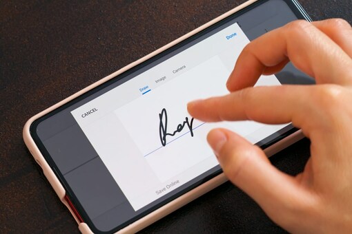 9 Common Signature Blunders You May Not Realize You're Making - News18