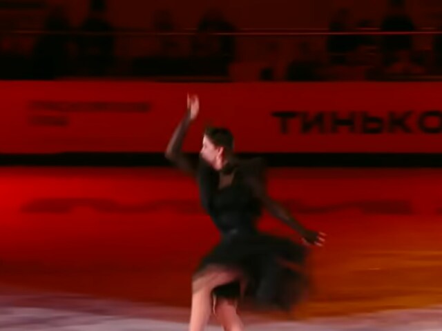 Russian Skater Recreates Jenna Ortega's Iconic 'Wednesday' Dance on Ice ...