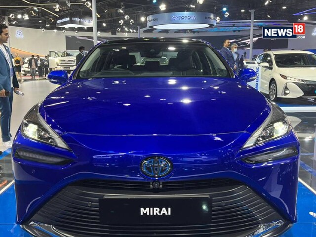 Toyota Mirai Fuel Cell Vehicle Showcased at Auto Expo 2023, Runs 640 Km on Full Hydrogen Tank ...