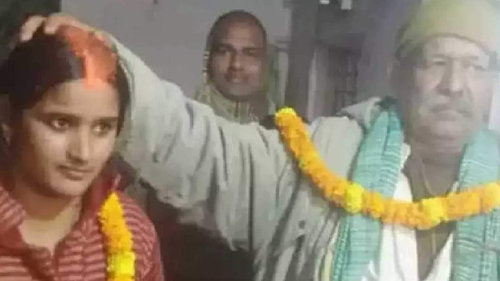 70-year-old UP Man Marries 28-year-old Daughter-in-law After Son's Death | Buzz News - News18