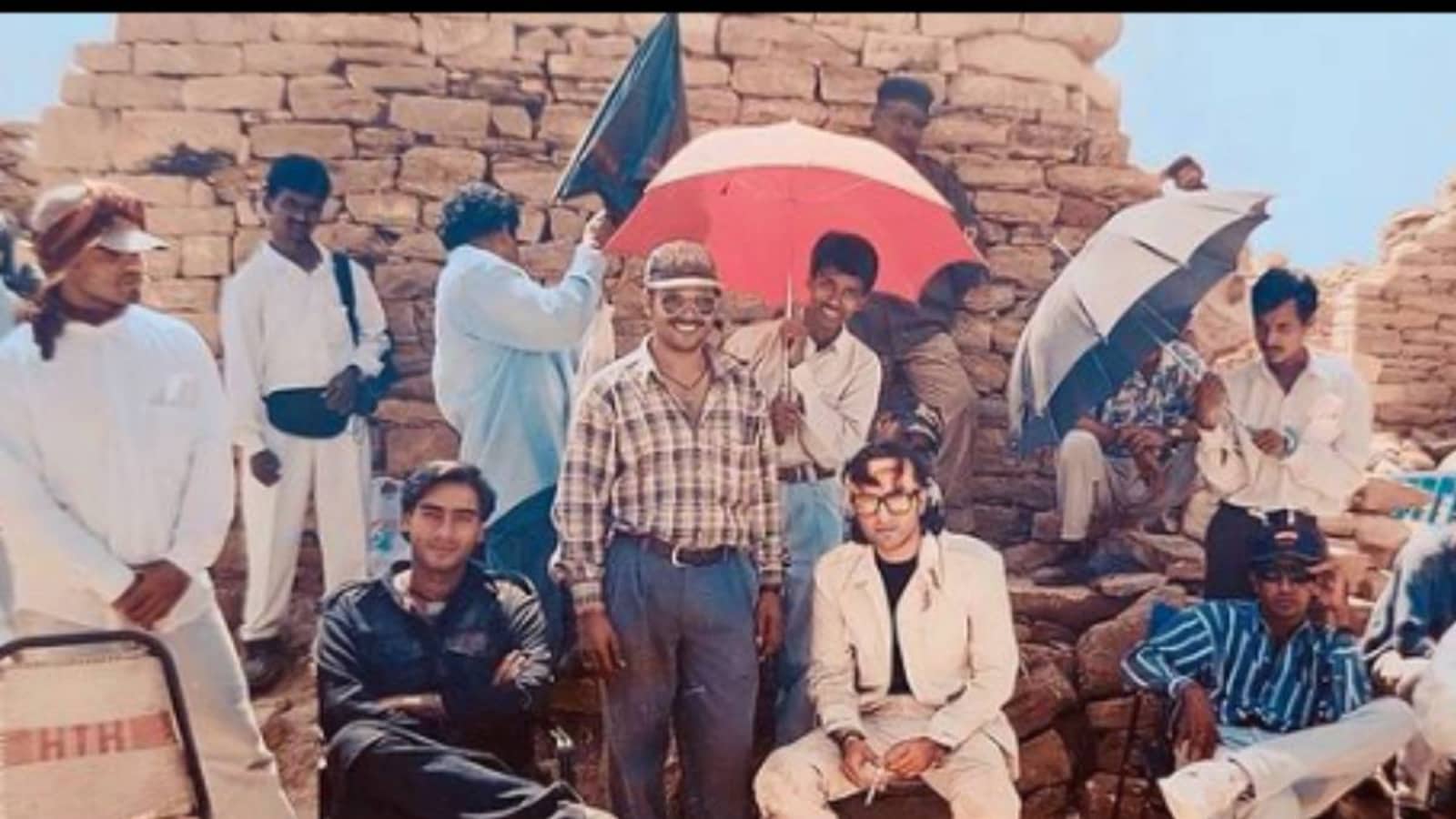 When Veeru Devgan Sent 200 Trained Fighters To Son Ajay Devgn's Rescue ...
