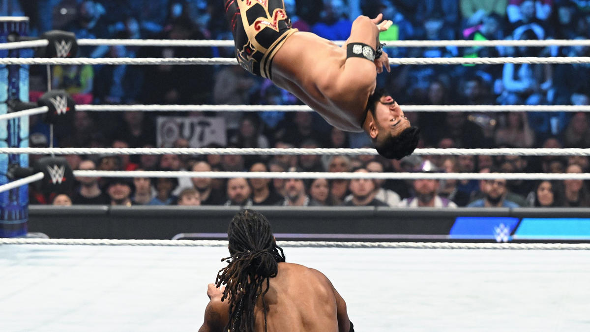 WWE SmackDown Results: Kevin Owens Delivers Surprise Attack on Roman ...