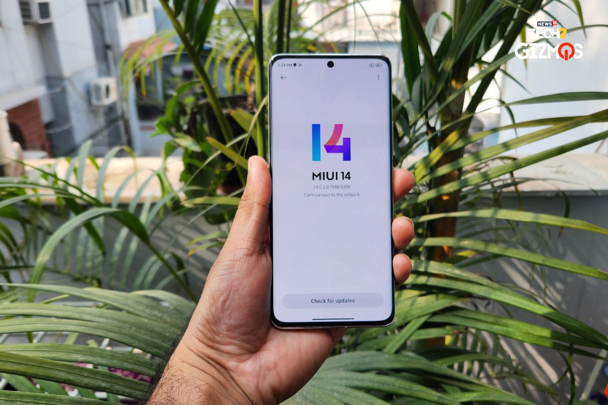 Xiaomi 13 Pro First Look: Premium Design Meets Leica Cameras - News18