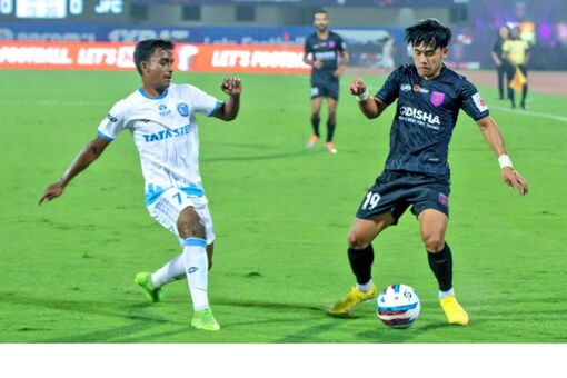 ISL 2022-23: Jamshedpur FC Beat Odisha FC 2-0 at the Kalinga Stadium - News18