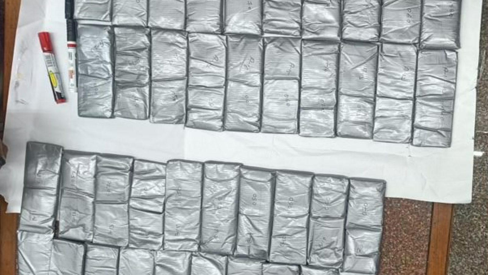 DRI Squeezes Out Gold Worth Rs 51 Cr Being Smuggled in Paste And Other ...