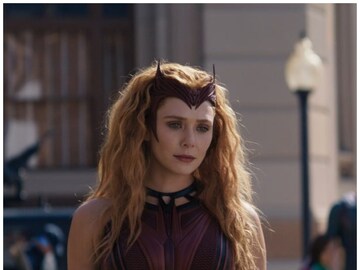 Elizabeth Olsen Birthday: Celebrate One of the Most Iconic Marvel ...