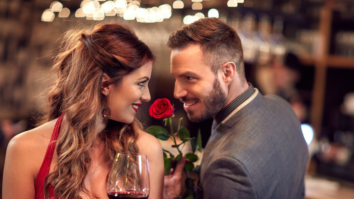 Flirting Day 2023: Do's and Don'ts to Master the Art of Flirting - News18