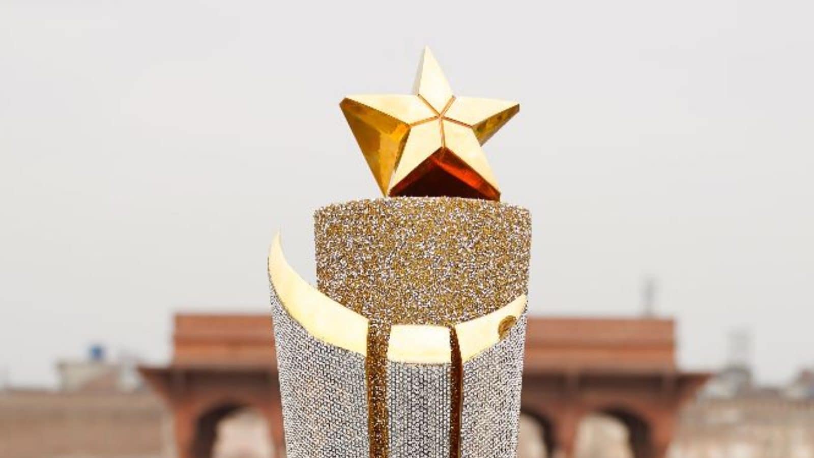 New-Look Pakistan Super League Trophy Unveiled In Lahore | News News ...