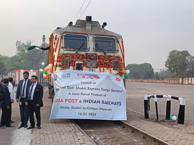 Planning to Shift Homes? Here's How Door-to-Door Parcel Services by ...