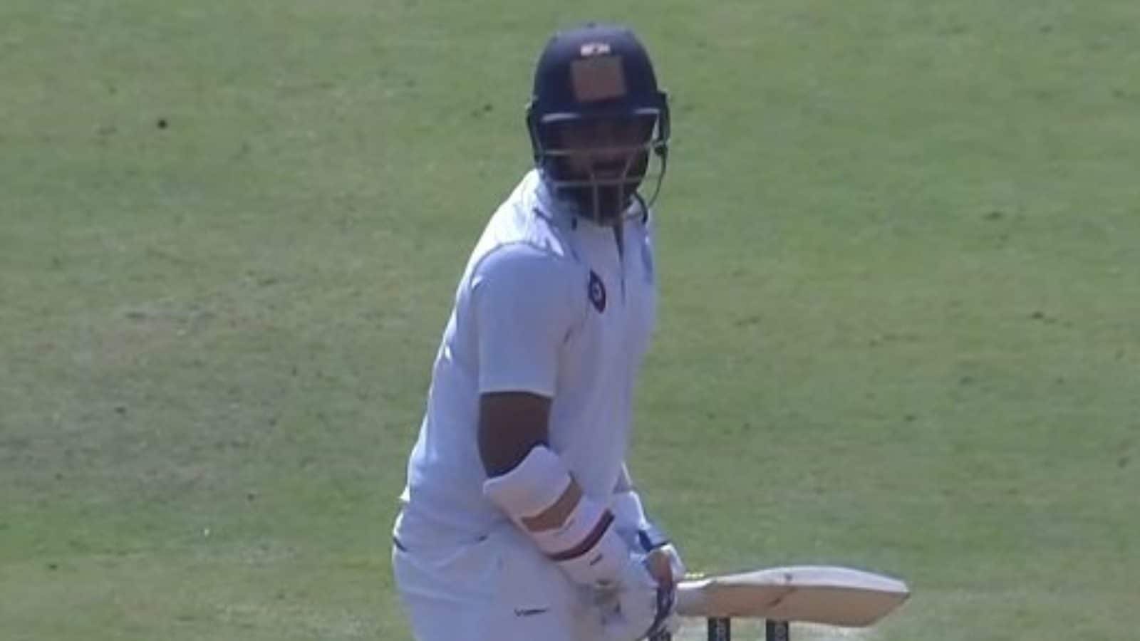 Watch: Captain Hanuma Vihari Bats Left-handed Despite a Fractured Wrist ...