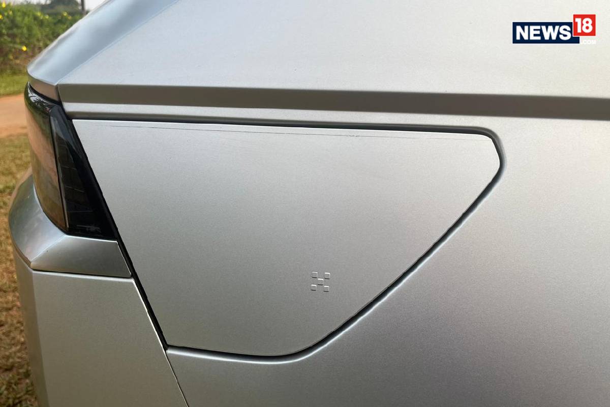 Hyundai Ioniq 5 First Drive in Pics: See Design, Features, Interior and ...