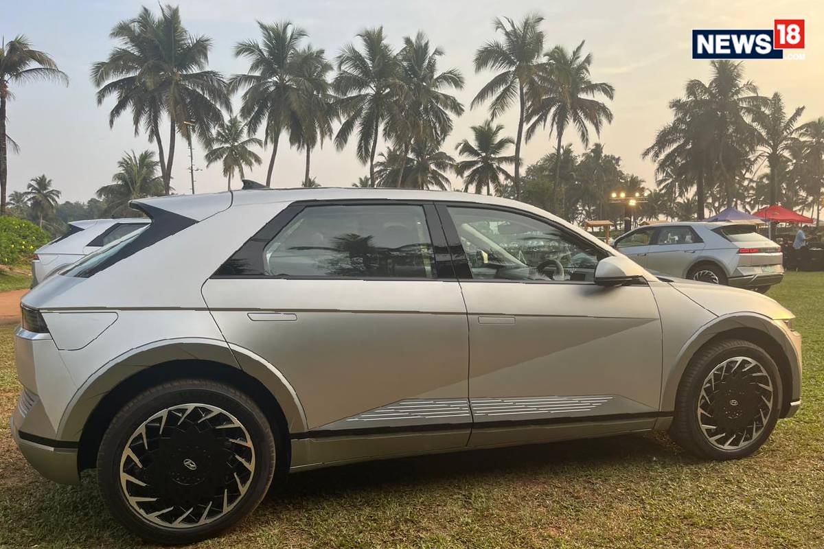 Hyundai Ioniq 5 First Drive in Pics: See Design, Features, Interior and ...