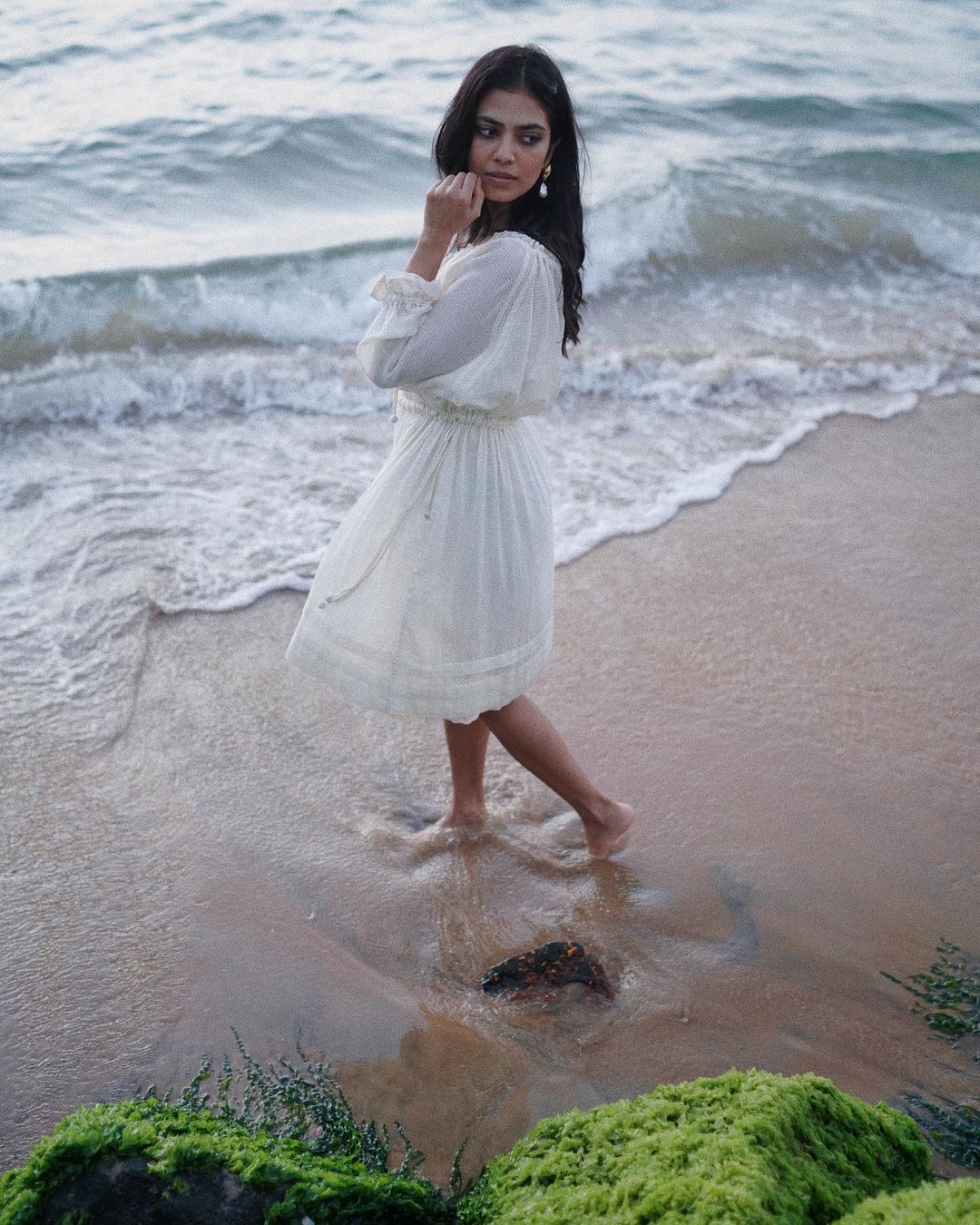 Malavika Mohanan Slays Power Dressing In All White Outfit Check Out The Divas Drop Dead