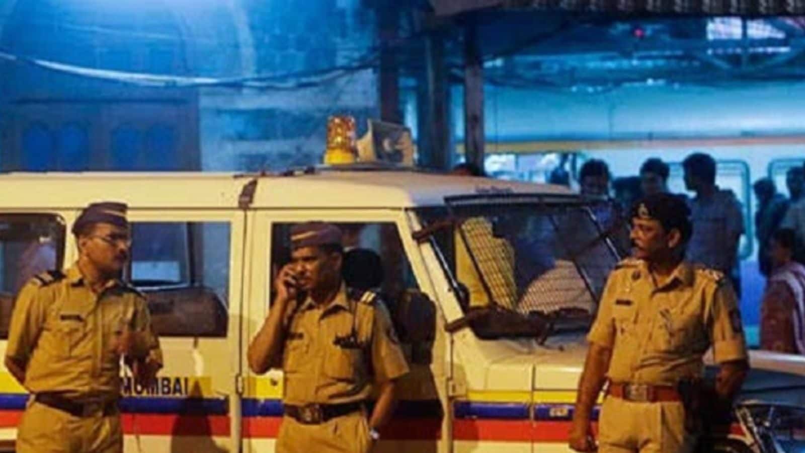 Car Owner Tags Mumbai Police for Bizarre 'Dhinchak Bus' Challan, Gets Response on Twitter | Buzz ...