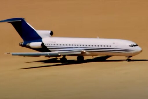Old Video Of Boeing 727 Splitting Into Two Goes Viral; Here's The True ...