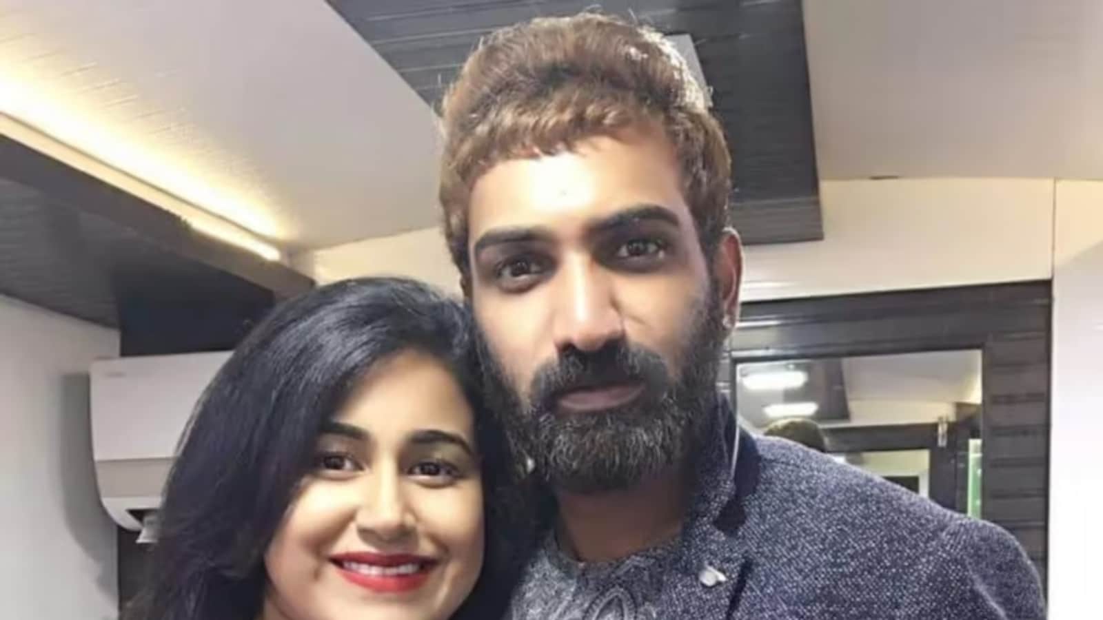 'Nobody Can Love Us As Much as You': Taraka Ratna's Wife Alekhya Reddy ...