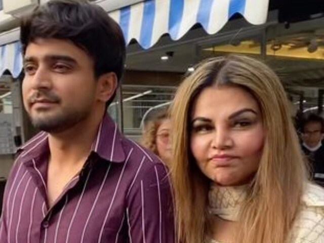 Rakhi Sawant Announces Separation From Husband Adil Says Mera Sikka
