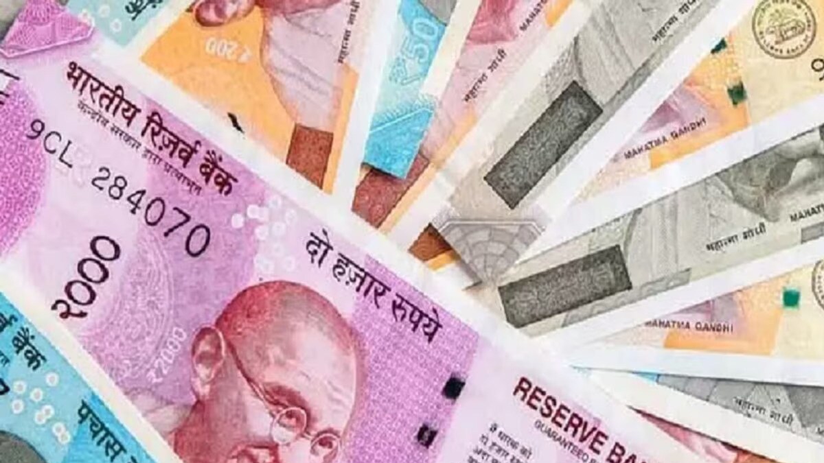 Invest Rs 300 A Month And Receive Rs 1.1 Crore After 35 Years Of ...