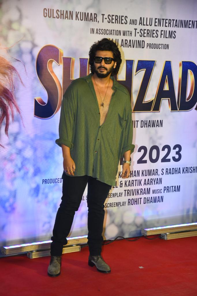 Shehzada Screening: Kartik Aaryan And Kriti Sanon Joined By Huma ...