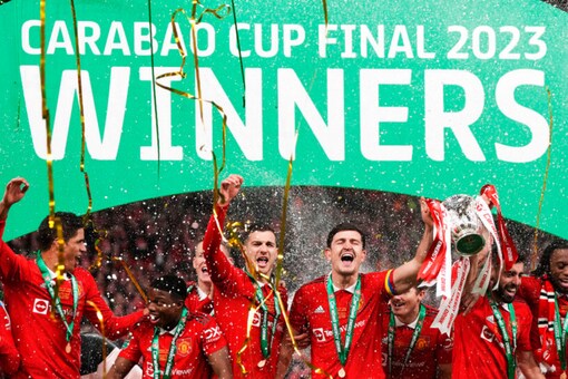 Manchester United Win League Cup to End Six-year Trophy Drought - News18