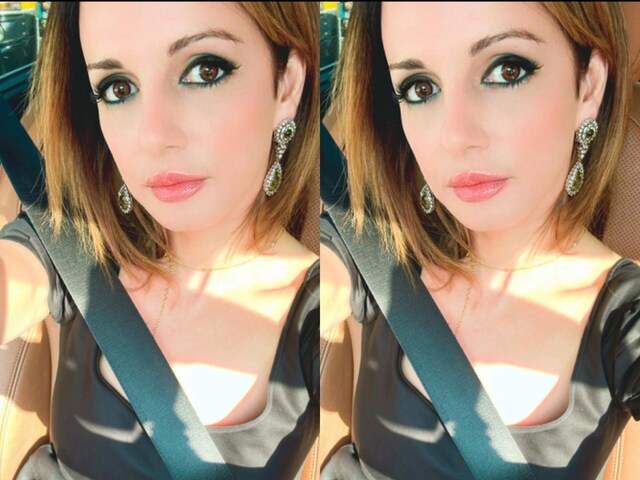 Hrithik Roshan's Gf Saba Azad is All Praises for His Ex-Wife Sussanne ...