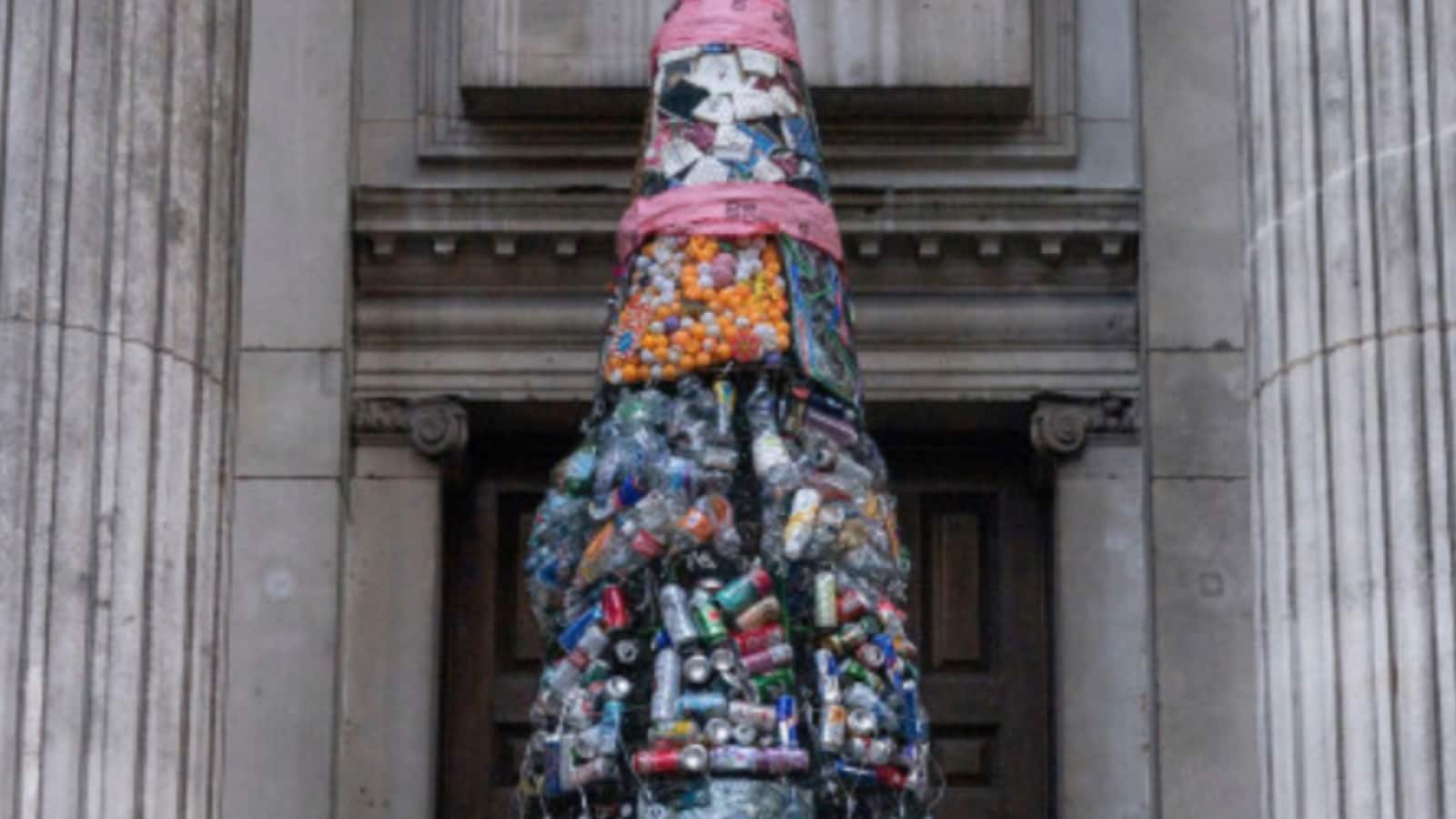 This London Christmas Tree is Made Entirely From Trash | Buzz News - News18