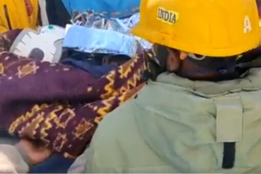 Turkey: Indian Rescue Team Save 6-year-old Girl from Debris; Amit Shah ...